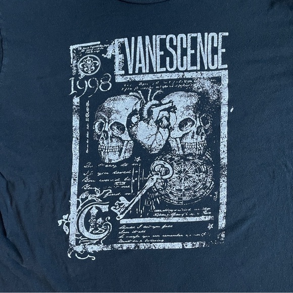 giant | Shirts | Vintage Evanescence Gothic Graphic Tee Size Xl225 X 27 ...